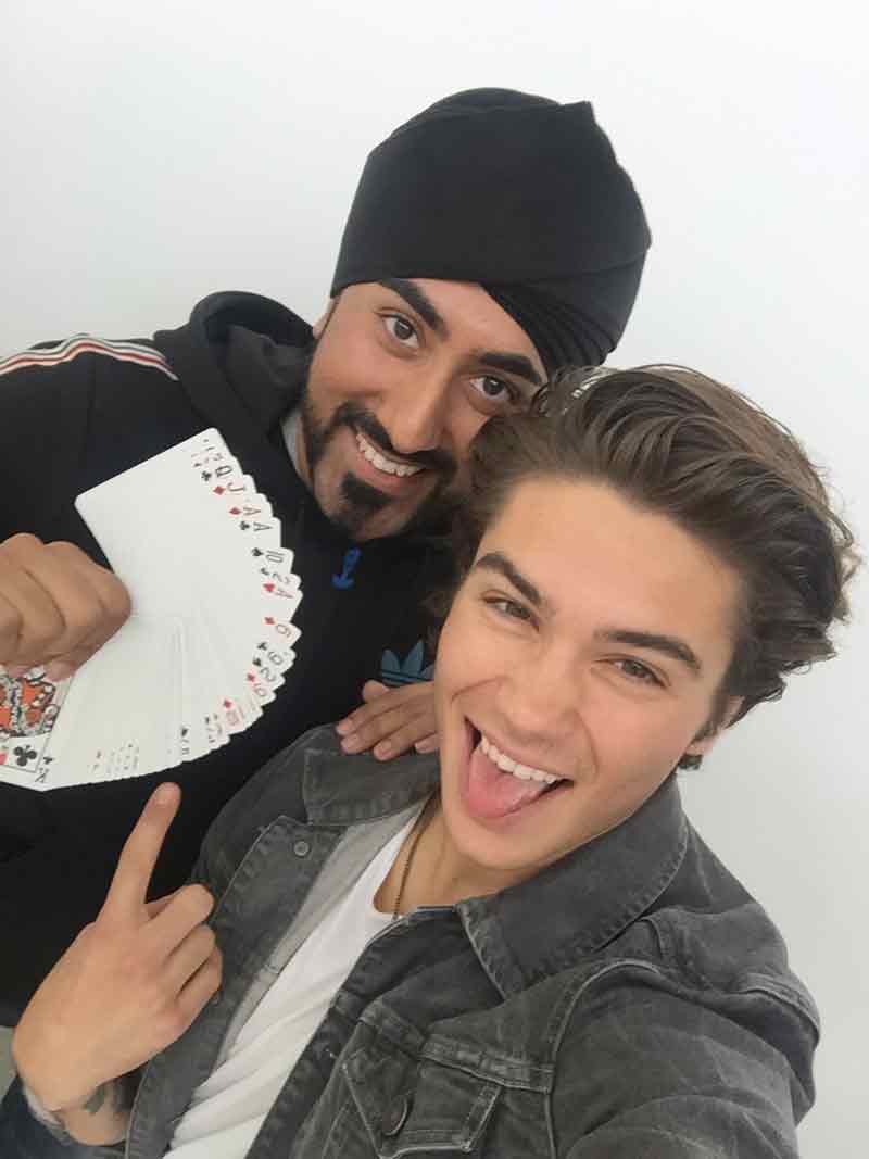 Magic Singh | Showbiz